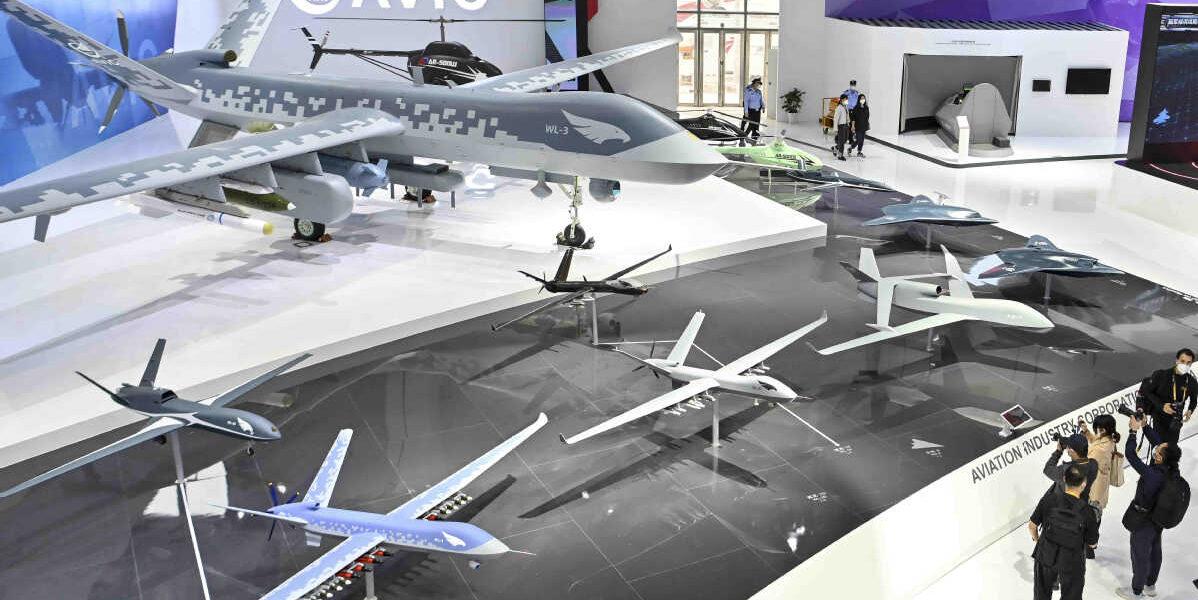 Китай представив ударний безпілотник Wing Loong-3 з дальністю польоту ...